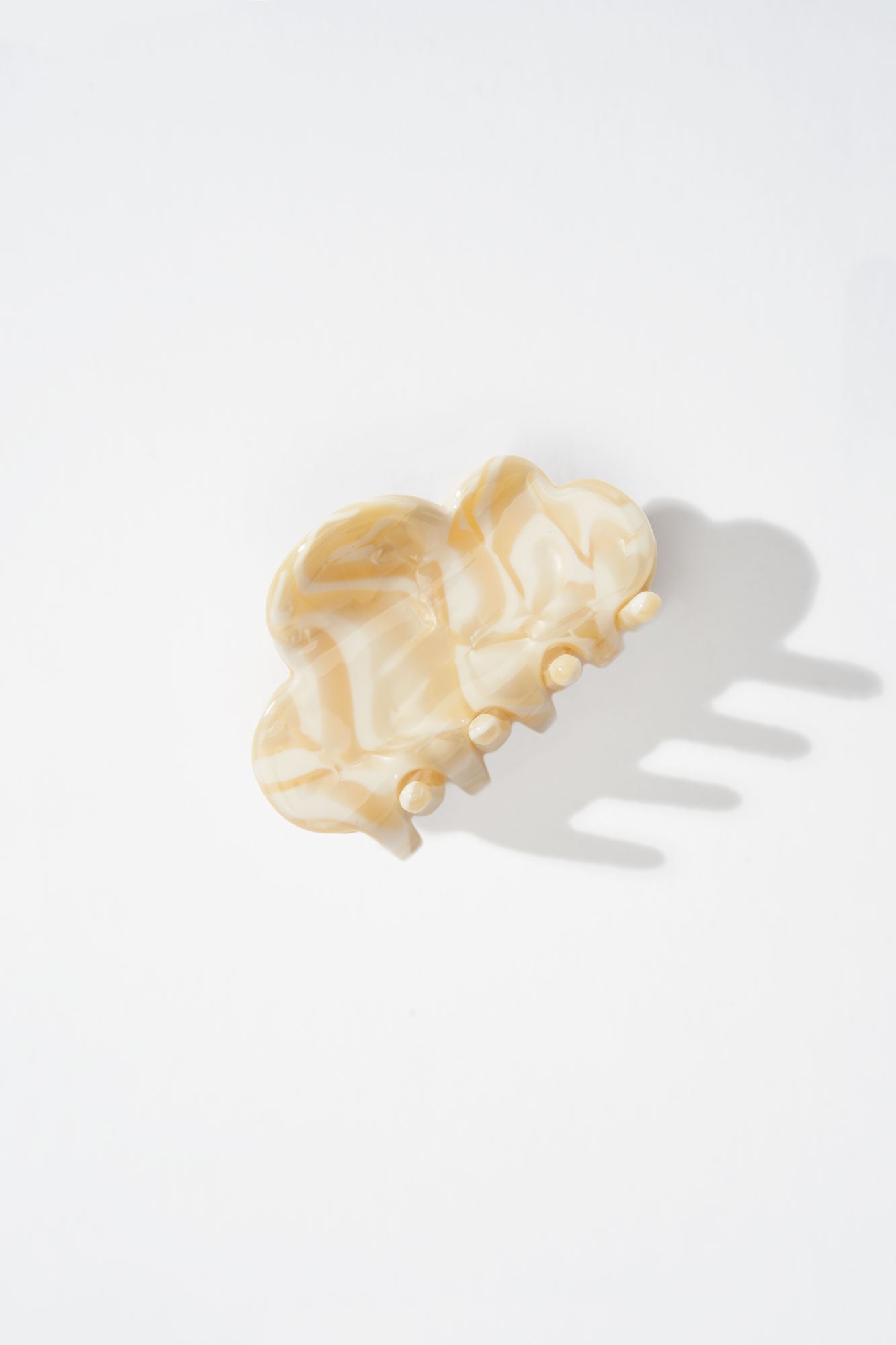 MLE Mini Cloud Hair Claw in Cream
